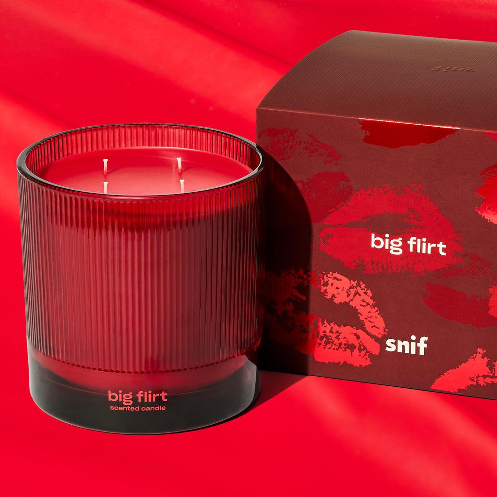Big Flirt | Chocolate and Strawberry Candle | Snif