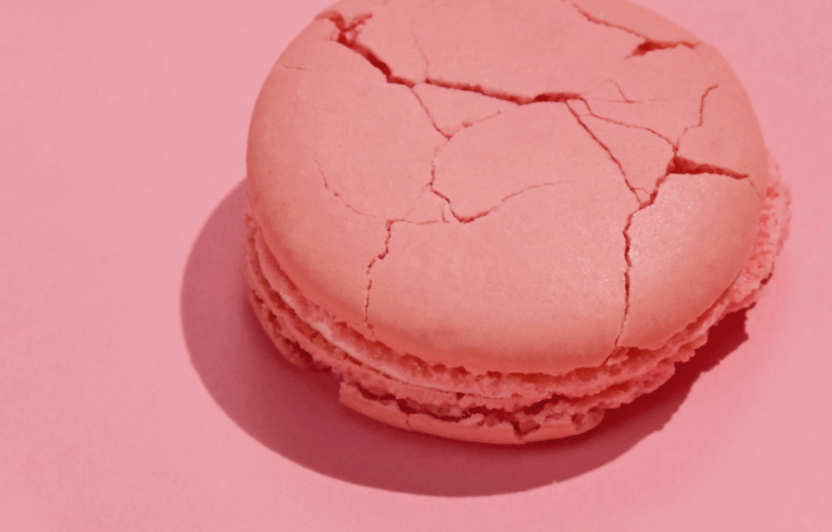 Guilty Pleasure | Raspberry Macaron Candle | Snif